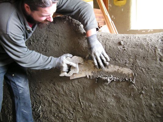 Building A Small Cob Wall | Inspirational Village