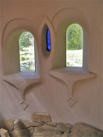 cob sculpture | Inspirational Village